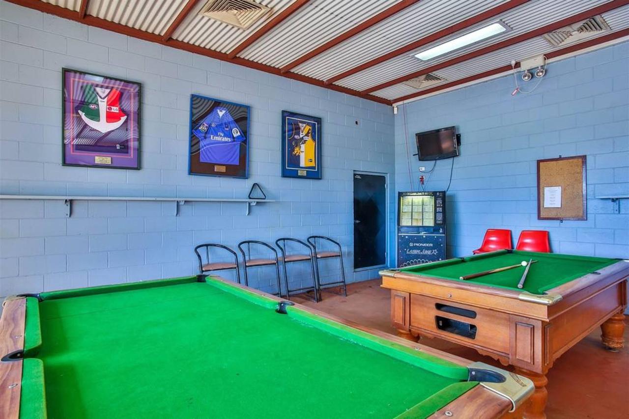 IMAGE GALLERY - Kimberley Hotel